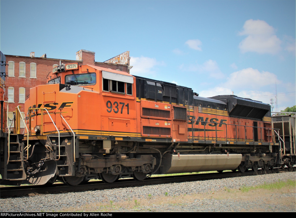 BNSF 9371